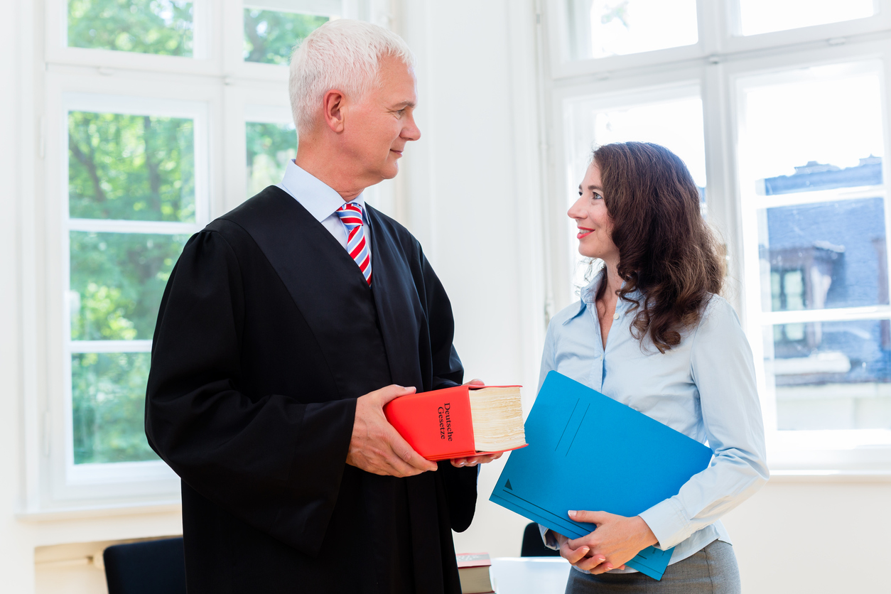Why Giving Paralegals in Your Firm Recognition Is Good for B